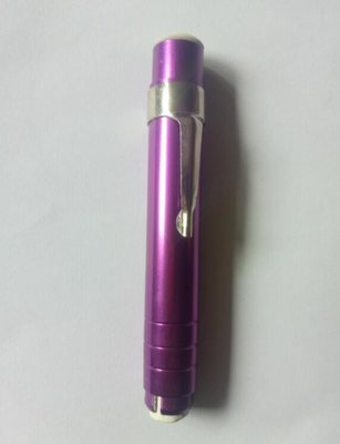 China Walmart Hot Sale Purple Color Glossy Finish Pen Styple Aluminum Alloy Chalk Holder supplier