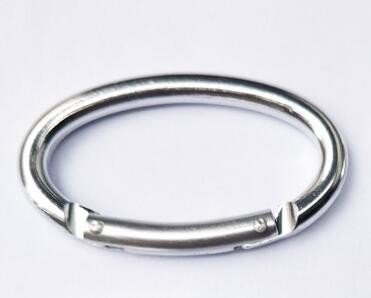 China Hot Sale Oval Shaped Not For Climbing Silver Color Aluminum Carabiner supplier