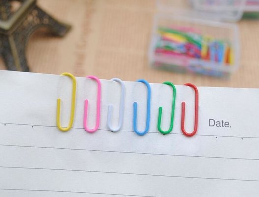 China 25mm Of 100pcs/Box Vinyl Coated Color Paper Clips For  Office Supplies supplier