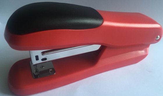 China Eco Friendly Color Combined 20 Sheets Paper 24/6 26/6 Staples Metal Stapler supplier